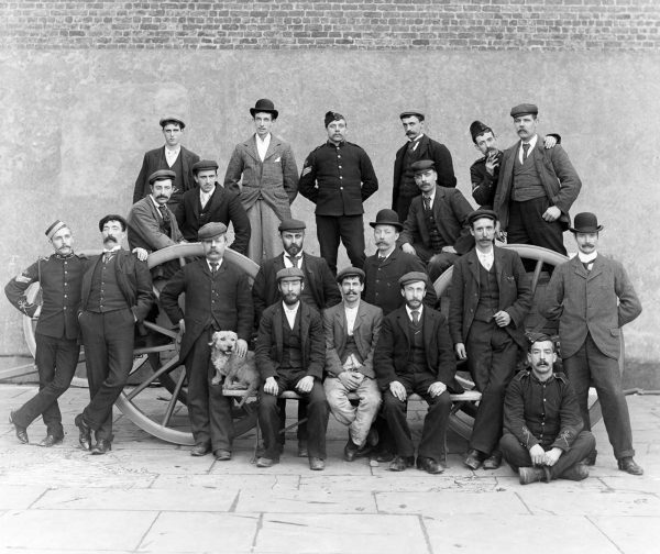 Old Irish Photos: Amazing Old Pictures of Irish People From the Past