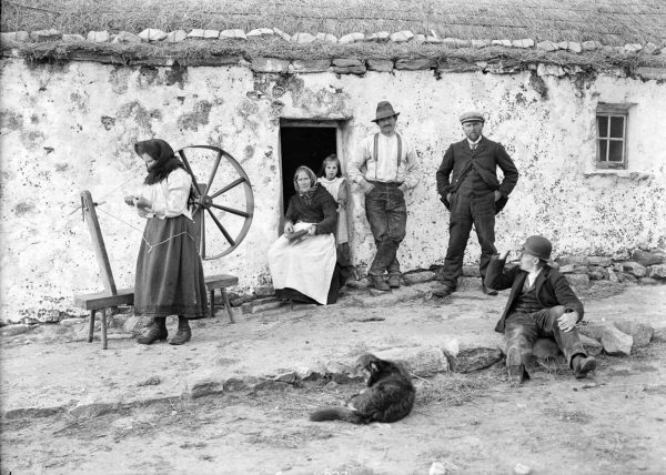 Old Irish Photos: Amazing Old Pictures of Irish People From the Past